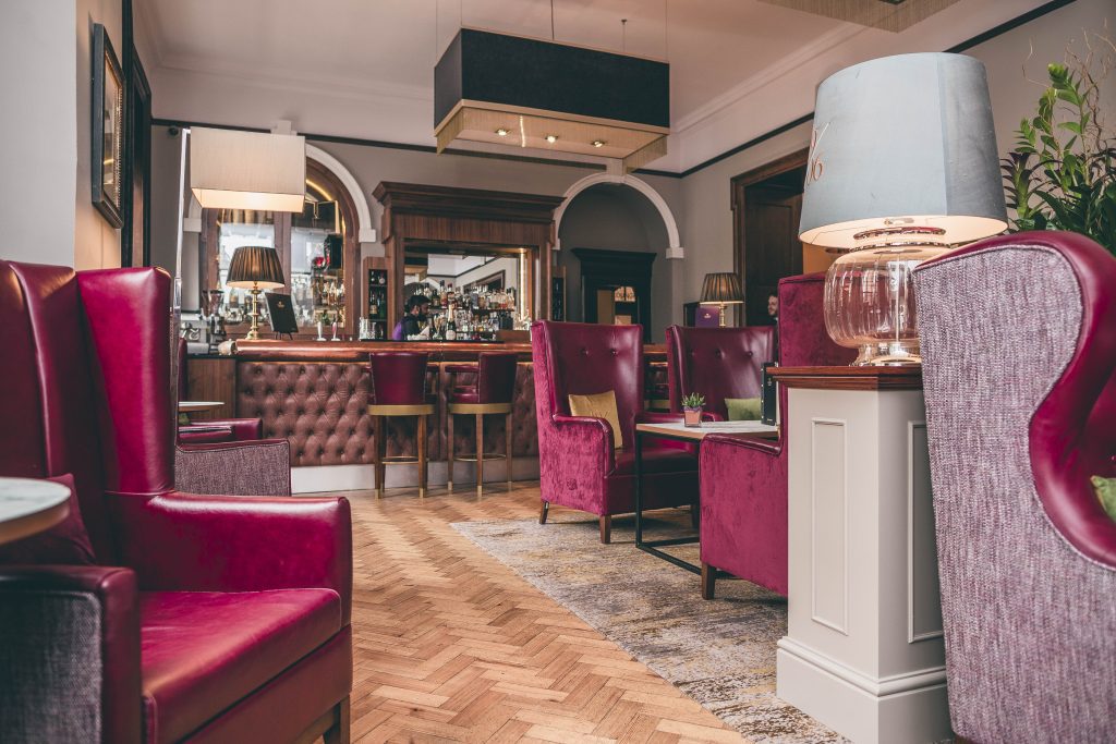 FIVE-STAR HOTEL BAR MANAGER REVEALS THEIR FAVOURITE SUMMER COCKTAILS ...