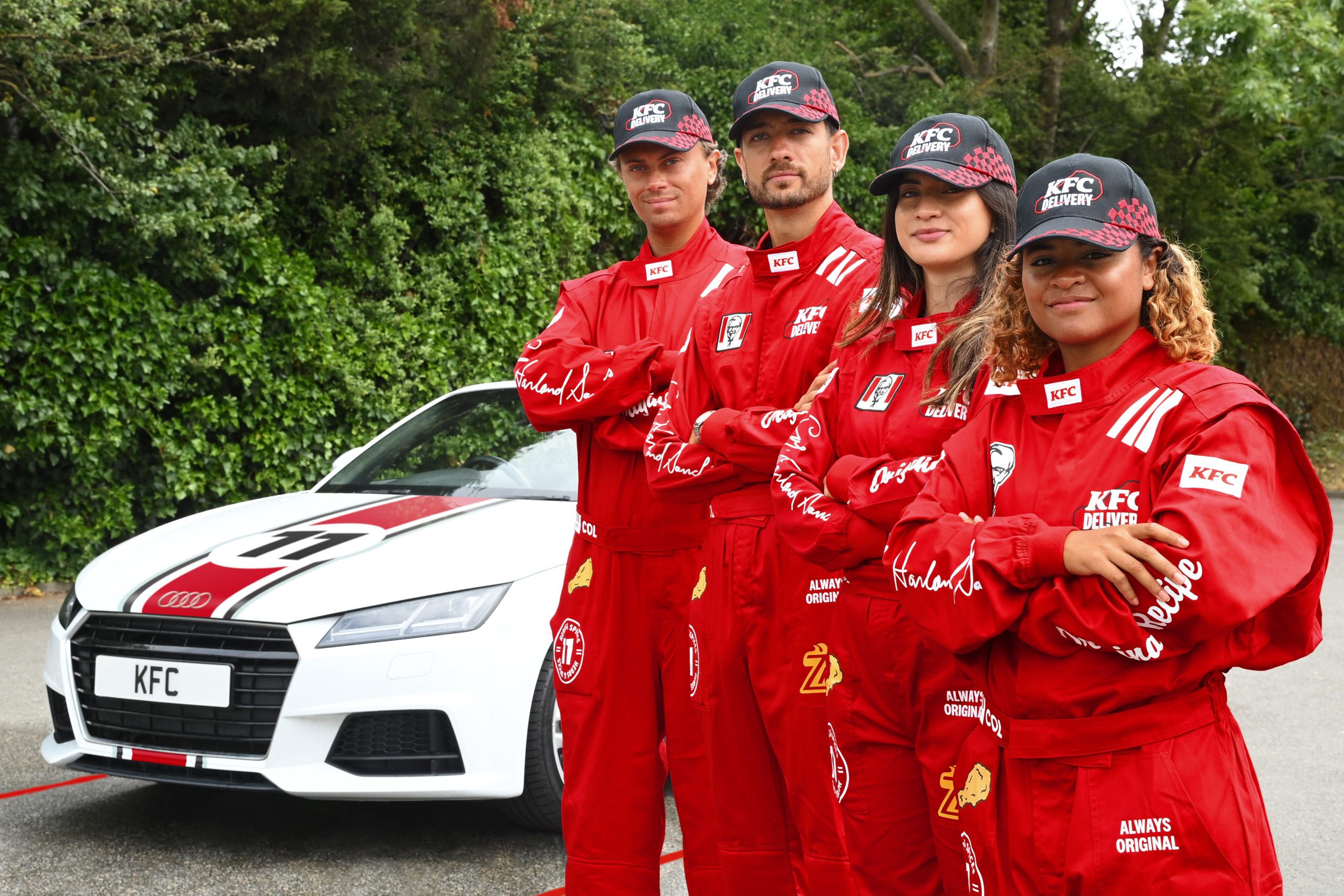 LIGHTS OUT AND AWAY WE GO AT KFC DELIVERY'S FIRST EVER PIT-STOP - Food