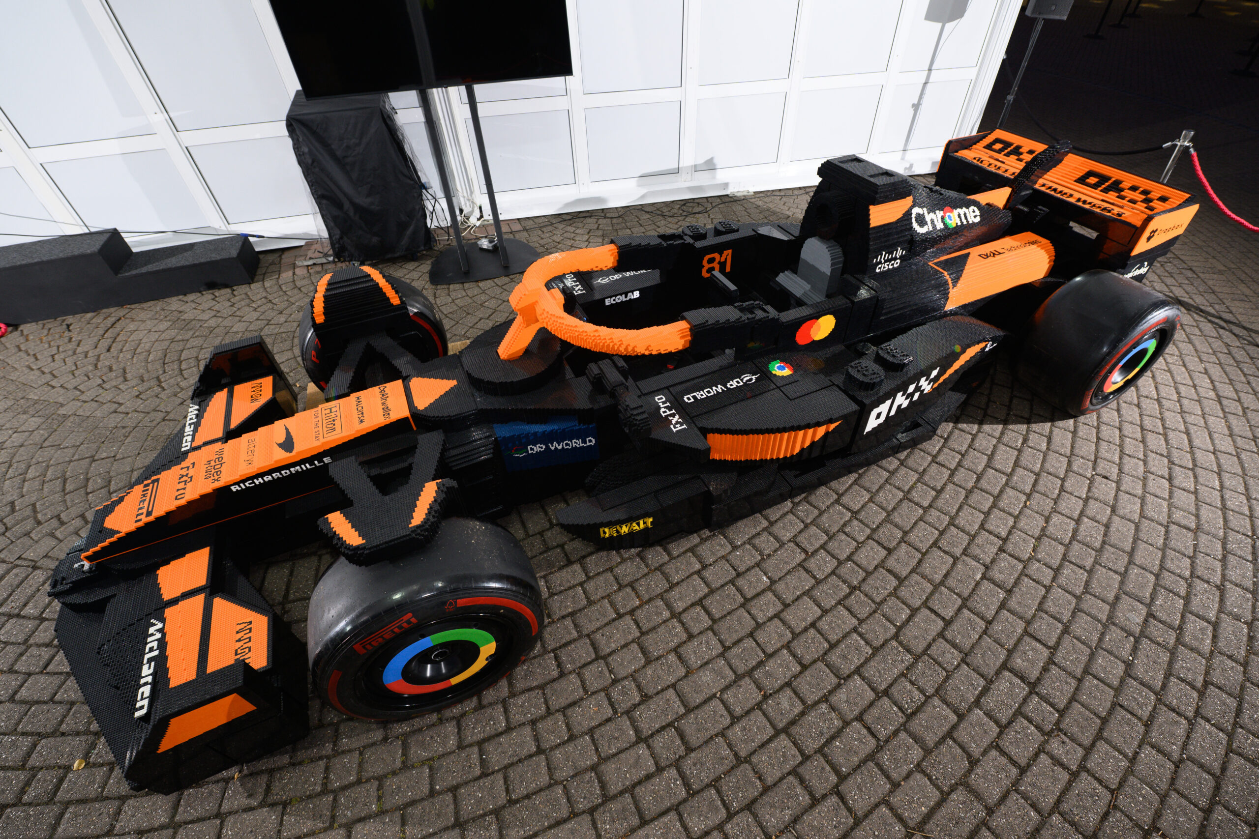 START YOUR SUMMER ENGINES! LIFE-SIZED LEGO F1 MCLAREN MAKES PIT STOP IN ...