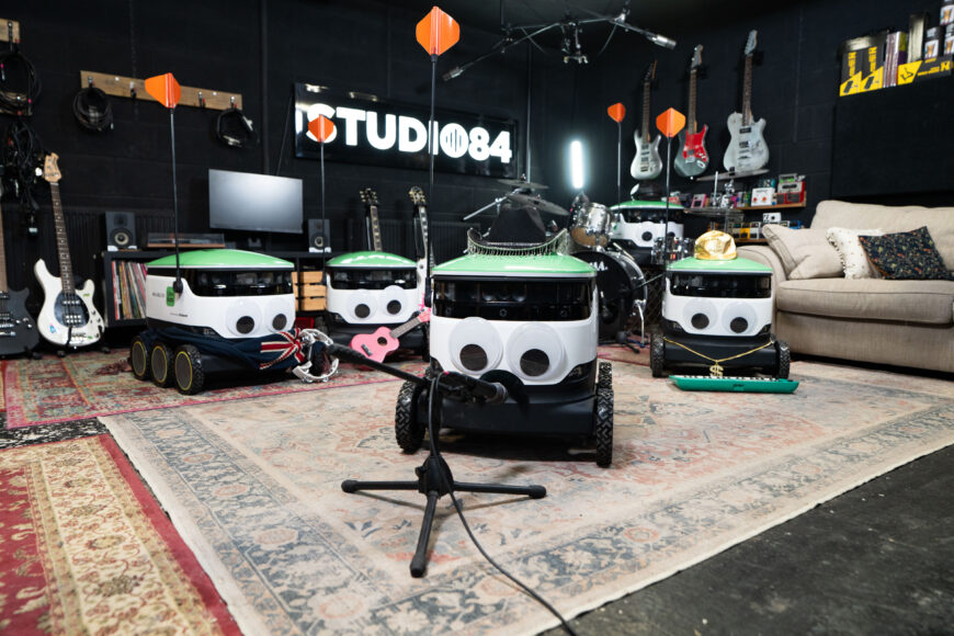 UBER EATS LAUNCHES ‘ROBO-CHOIR’ JINGLE CONTEST AS DELIVERY ROBOTS ...