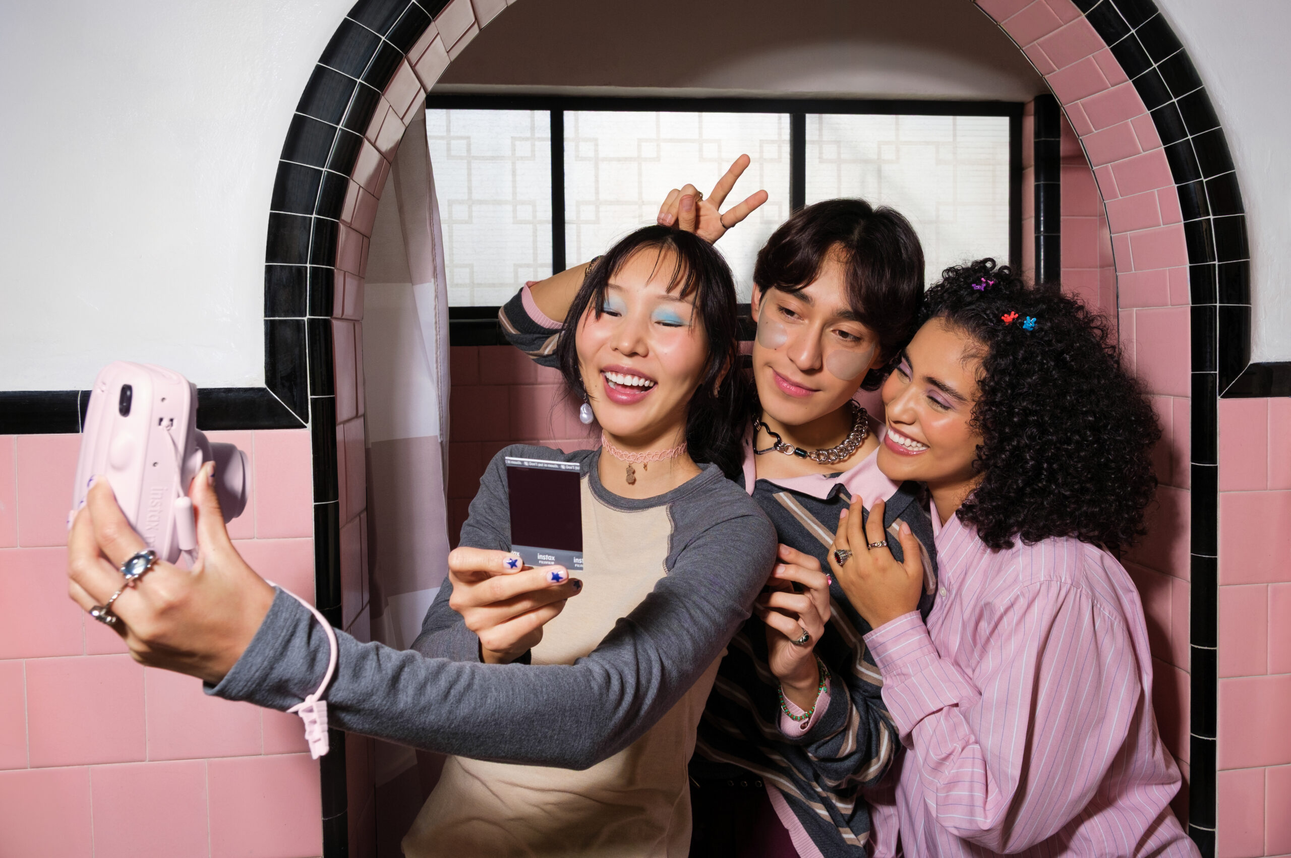 FUJIFILM LAUNCHES THE NEW INSTAX MINI 13 INSTANT CAMERA WITH SELF-TIMER ...